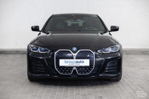 Black BMW i4 2022 in Vilnius, with an engine capacity of 0.00 L and mileage of 88 thousand km for 38491 €, photo 3 on AUTOMOTO.COM.LV