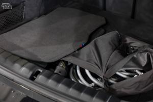 Black BMW i4 2022 in Vilnius, with an engine capacity of 0.00 L and mileage of 88 thousand km for 38491 €, photo 36 on AUTOMOTO.COM.LV