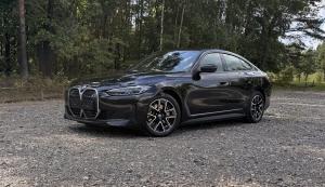 Melns BMW i4 2022 Jonava, ar dzinēja tilpumu 0.00 L un nobraukumu 239 tūkst. km par 28500 €, foto  vietnē AUTOMOTO.COM.LV