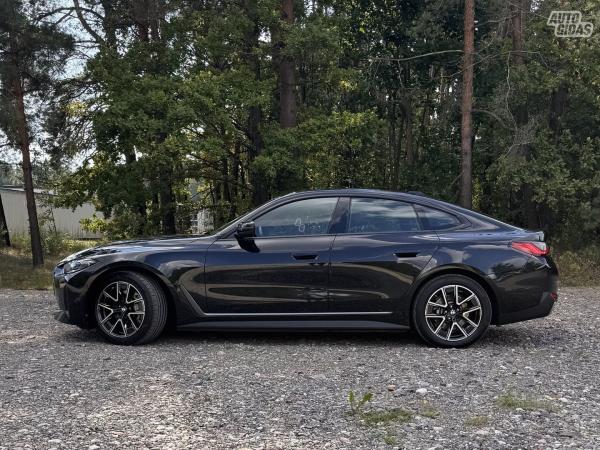 Melns BMW i4 2022 Jonava, ar dzinēja tilpumu 0.00 L un nobraukumu 239 tūkst. km par 28500 €, foto 3 vietnē AUTOMOTO.COM.LV