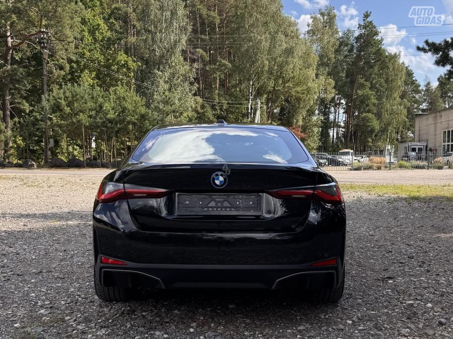 Melns BMW i4 2022 Jonava, ar dzinēja tilpumu 0.00 L un nobraukumu 239 tūkst. km par 28500 €, foto 6 vietnē AUTOMOTO.COM.LV