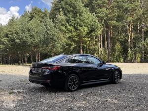 Melns BMW i4 2022 Jonava, ar dzinēja tilpumu 0.00 L un nobraukumu 239 tūkst. km par 28500 €, foto 7 vietnē AUTOMOTO.COM.LV