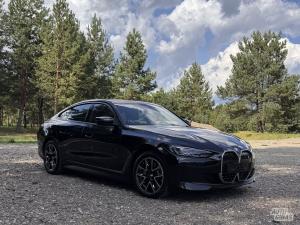 Melns BMW i4 2022 Jonava, ar dzinēja tilpumu 0.00 L un nobraukumu 239 tūkst. km par 28500 €, foto 9 vietnē AUTOMOTO.COM.LV