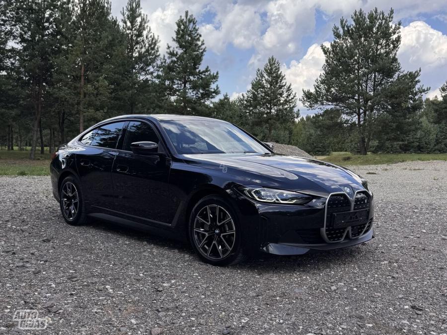 Melns BMW i4 2022 Jonava, ar dzinēja tilpumu 0.00 L un nobraukumu 239 tūkst. km par 28500 €, foto 14 vietnē AUTOMOTO.COM.LV