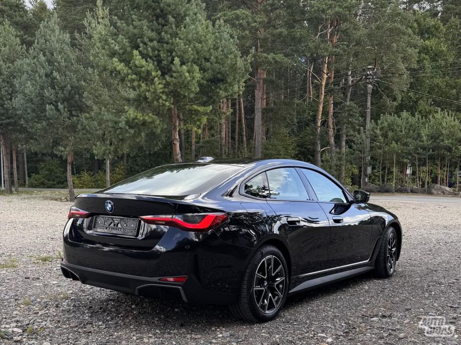 Melns BMW i4 2022 Jonava, ar dzinēja tilpumu 0.00 L un nobraukumu 239 tūkst. km par 28500 €, foto 15 vietnē AUTOMOTO.COM.LV
