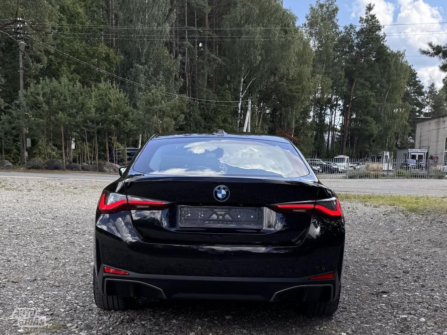 Melns BMW i4 2022 Jonava, ar dzinēja tilpumu 0.00 L un nobraukumu 239 tūkst. km par 28500 €, foto 16 vietnē AUTOMOTO.COM.LV