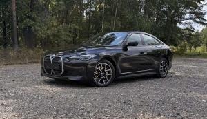 Melns BMW i4 2022 Jonava, ar dzinēja tilpumu 0.00 L un nobraukumu 239 tūkst. km par 28500 €, foto  vietnē AUTOMOTO.COM.LV