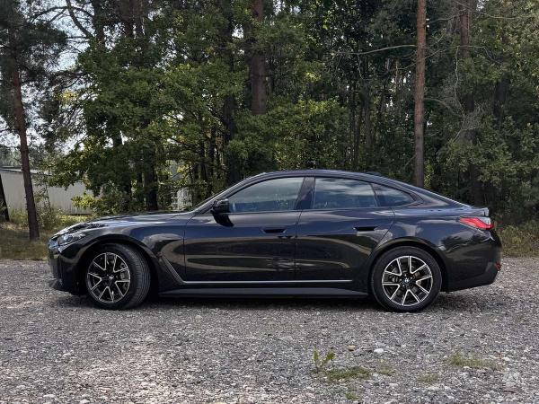 BMW i4 2022 Jonava vietnē Melns BMW i4 2022 Jonava, ar dzinēja tilpumu 0.00 L un nobraukumu 239 tūkst. km par 28500 €, foto 6 vietnē AUTOMOTO.COM.LV