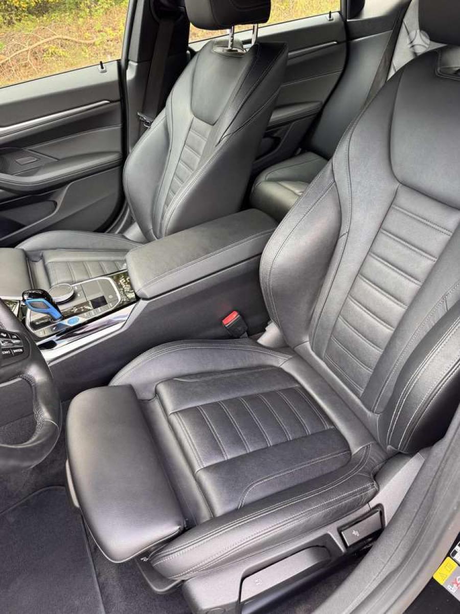 Black BMW i4 2022 in Jonava, with an engine capacity of 0.00 L and mileage of 239 thousand km for 28500 €, photo 36 on AUTOMOTO.COM.LV