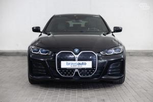 Black BMW i4 2022 in Vilnius, with an engine capacity of 0.00 L and mileage of 88 thousand km for 37542 €, photo 3 on AUTOMOTO.COM.LV