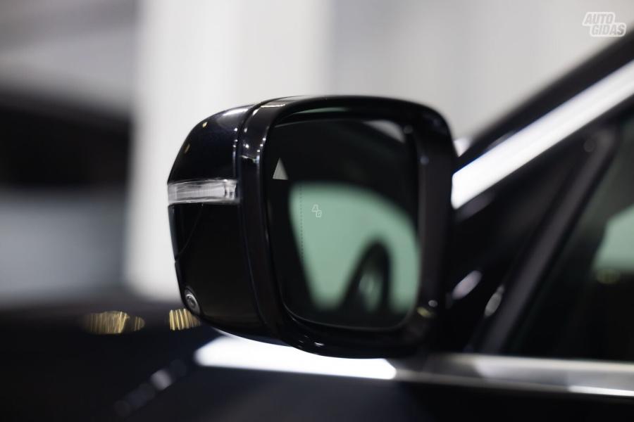 Black BMW i4 2022 in Vilnius, with an engine capacity of 0.00 L and mileage of 88 thousand km for 37542 €, photo 11 on AUTOMOTO.COM.LV