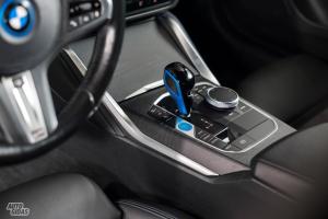 Black BMW i4 2022 in Vilnius, with an engine capacity of 0.00 L and mileage of 88 thousand km for 37542 €, photo 15 on AUTOMOTO.COM.LV
