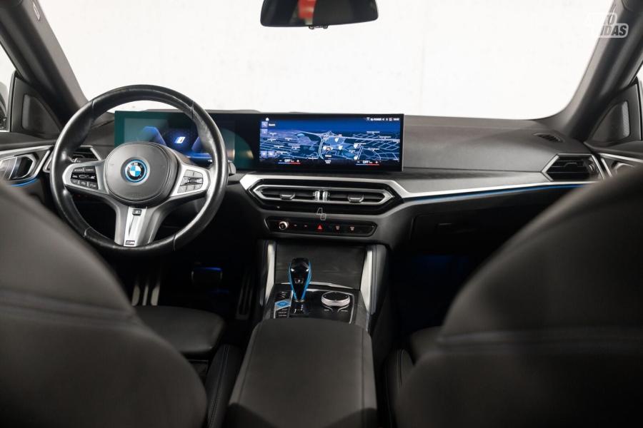 Black BMW i4 2022 in Vilnius, with an engine capacity of 0.00 L and mileage of 88 thousand km for 37542 €, photo 17 on AUTOMOTO.COM.LV