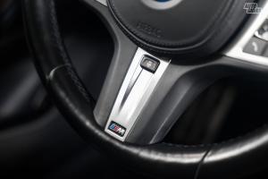Black BMW i4 2022 in Vilnius, with an engine capacity of 0.00 L and mileage of 88 thousand km for 37542 €, photo 21 on AUTOMOTO.COM.LV