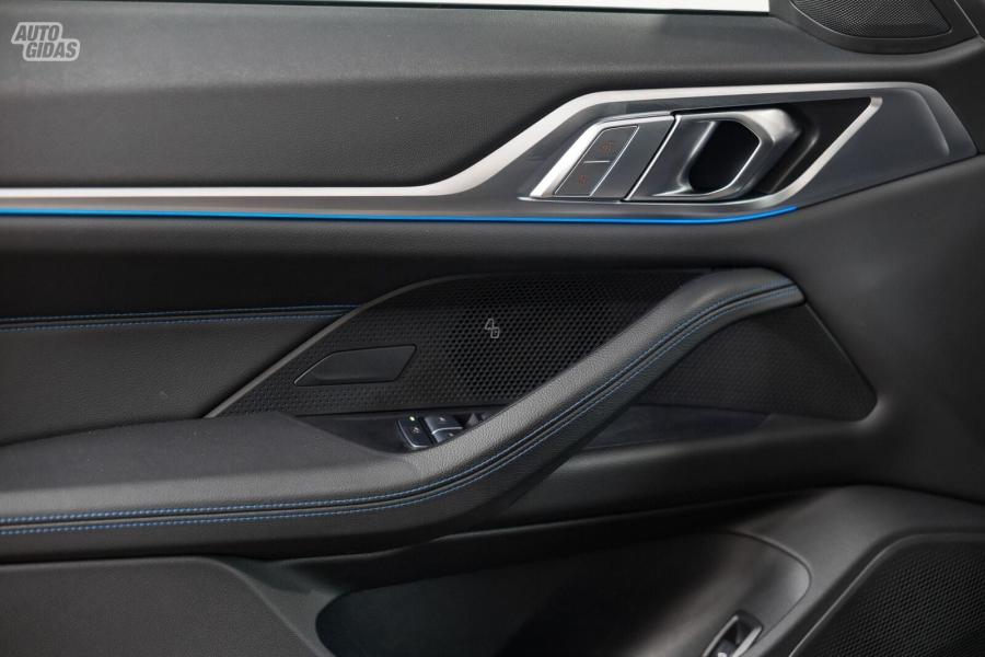Black BMW i4 2022 in Vilnius, with an engine capacity of 0.00 L and mileage of 88 thousand km for 37542 €, photo 28 on AUTOMOTO.COM.LV