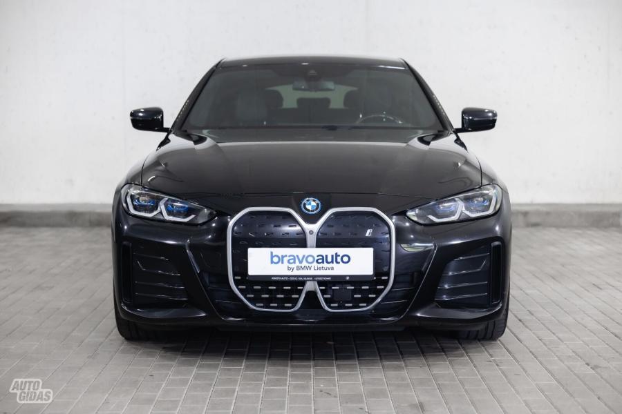 Melns BMW i4 2022 Viļņa, ar dzinēja tilpumu 0.00 L un nobraukumu 88 tūkst. km par 36455 €, foto 3 vietnē AUTOMOTO.COM.LV