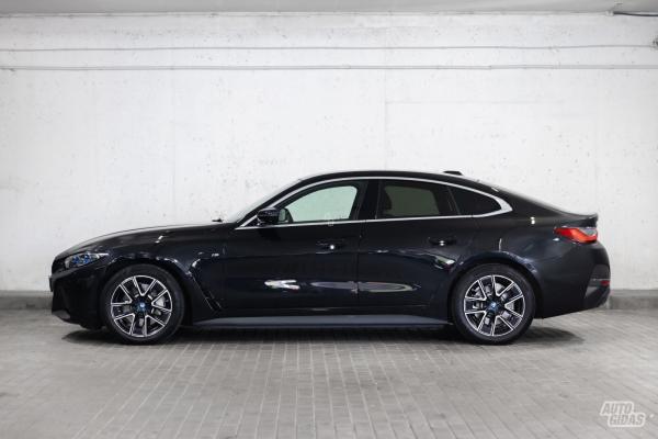 Melns BMW i4 2022 Viļņa, ar dzinēja tilpumu 0.00 L un nobraukumu 88 tūkst. km par 36455 €, foto 5 vietnē AUTOMOTO.COM.LV