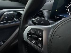Черный БМВ i4 2023 в Елгава, объемом двигателя 0.00 л и пробегом 99 тыс. км за 44900 €, фото 32 на AUTOMOTO.COM.LV