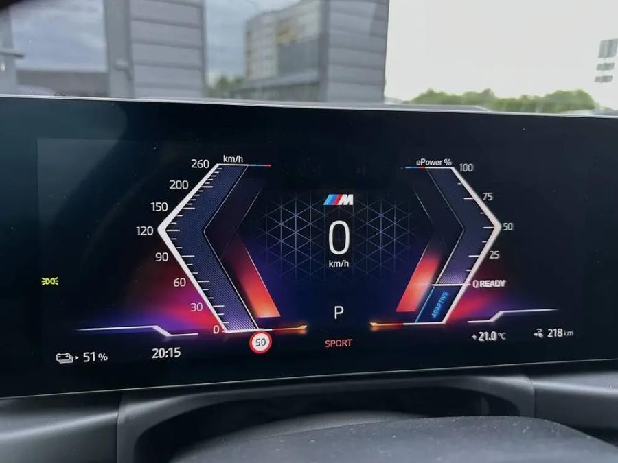 Черный БМВ i4 2023 в Елгава, объемом двигателя 0.00 л и пробегом 99 тыс. км за 44900 €, фото 34 на AUTOMOTO.COM.LV