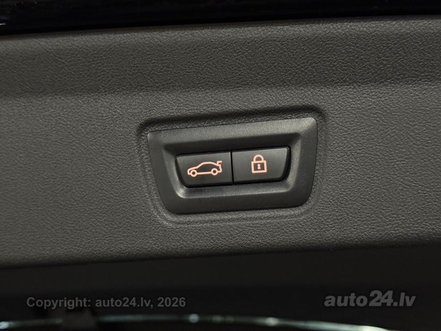 Черный БМВ i4 2021 в Таллин, объемом двигателя 0.00 л и пробегом 68 тыс. км за 42900 €, фото 12 на AUTOMOTO.COM.LV