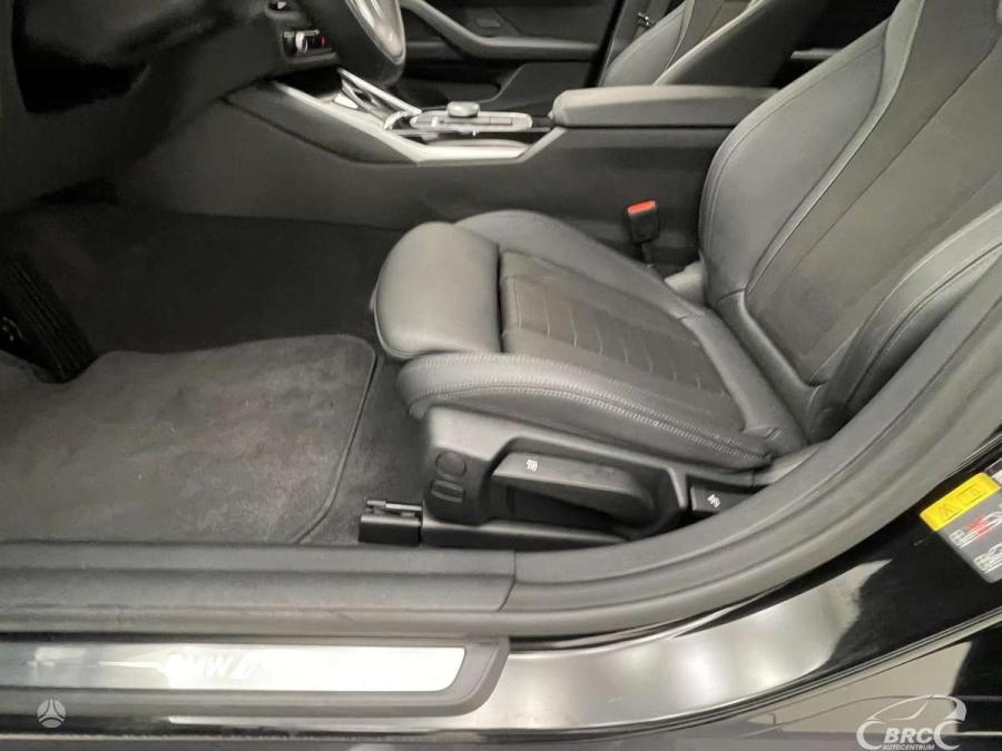 Melns BMW i4 2023 Viļņa, ar dzinēja tilpumu 0.00 L un nobraukumu 17 tūkst. km par 33900 €, foto 23 vietnē AUTOMOTO.COM.LV