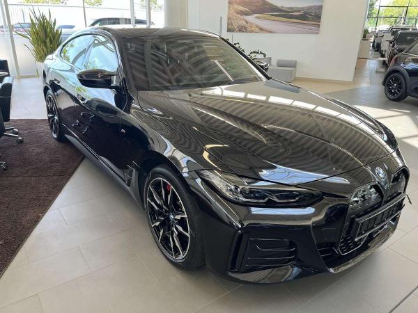 Melns BMW i4 2023 Viļņa, ar dzinēja tilpumu 0.00 L un nobraukumu 39 tūkst. km par 46500 €, foto 1 vietnē AUTOMOTO.COM.LV