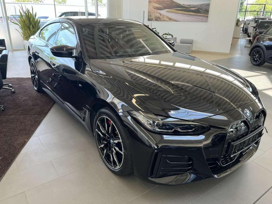 Melns BMW i4 2023 Viļņa, ar dzinēja tilpumu 0.00 L un nobraukumu 39 tūkst. km par 46500 €, foto 1 vietnē AUTOMOTO.COM.LV