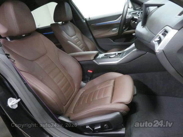 Black BMW i4 2025 in Tallinn, with an engine capacity of 0.00 L and mileage of 28 thousand km for 54000 €, photo 4 on AUTOMOTO.COM.LV