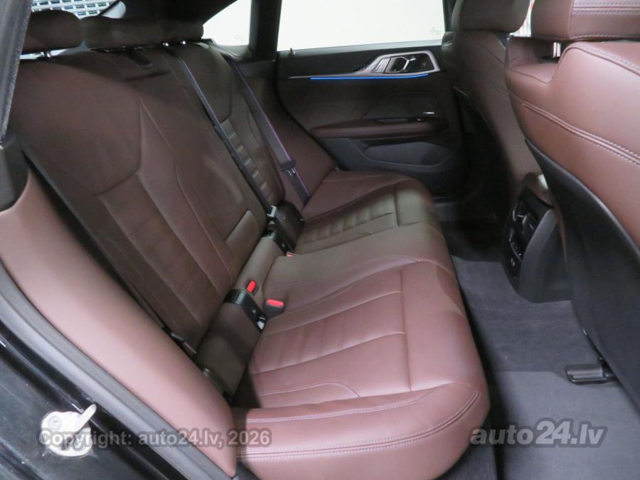 Melns BMW i4 2025 Tallina, ar dzinēja tilpumu 0.00 L un nobraukumu 28 tūkst. km par 54000 €, foto 6 vietnē AUTOMOTO.COM.LV