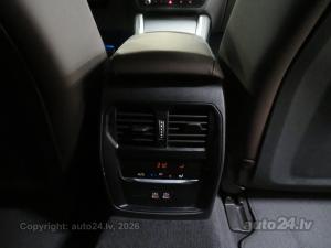 Melns BMW i4 2025 Tallina, ar dzinēja tilpumu 0.00 L un nobraukumu 28 tūkst. km par 54000 €, foto 7 vietnē AUTOMOTO.COM.LV