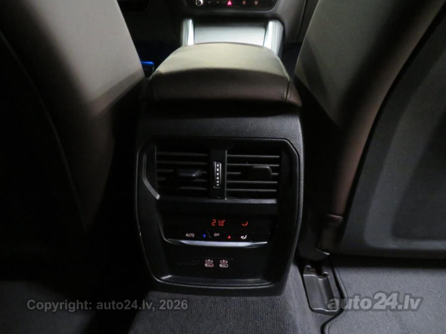 Melns BMW i4 2025 Tallina, ar dzinēja tilpumu 0.00 L un nobraukumu 28 tūkst. km par 54000 €, foto 7 vietnē AUTOMOTO.COM.LV