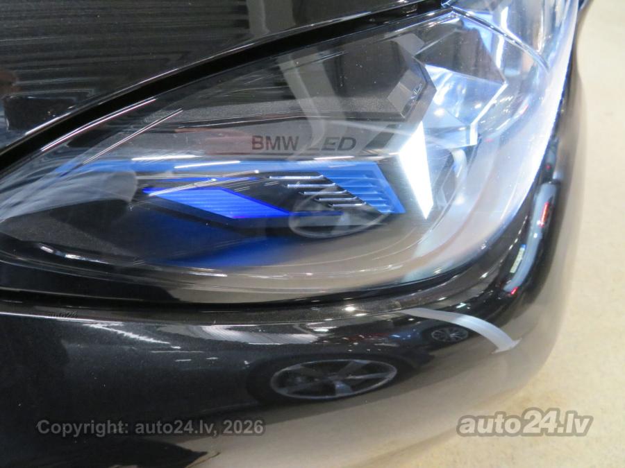 Melns BMW i4 2025 Tallina, ar dzinēja tilpumu 0.00 L un nobraukumu 28 tūkst. km par 54000 €, foto 14 vietnē AUTOMOTO.COM.LV