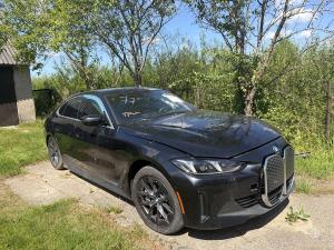 Black BMW i4 2025 in Siauliai, with an engine capacity of 0.00 L and mileage of 20 thousand km for 27500 €, photo 3 on AUTOMOTO.COM.LV
