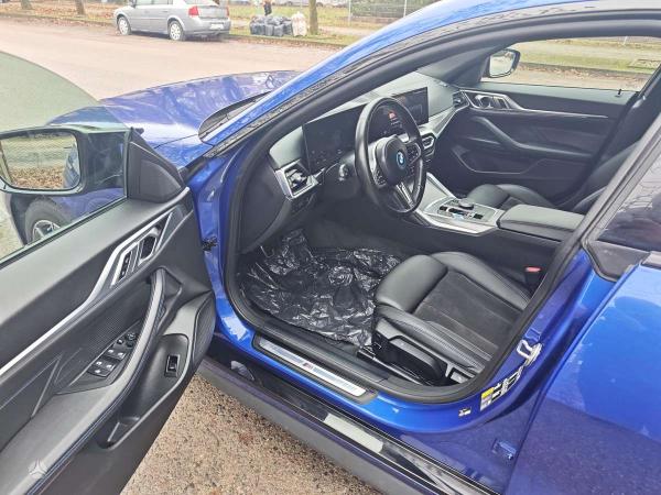 Zils BMW i4 2023 Kauņa, ar dzinēja tilpumu 0.00 L un nobraukumu 89 tūkst. km par 36400 €, foto 11 vietnē AUTOMOTO.COM.LV