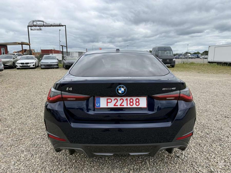 Zils BMW i4 2023 Viļņa, ar dzinēja tilpumu 0.00 L un nobraukumu 59 tūkst. km par 35800 €, foto 5 vietnē AUTOMOTO.COM.LV