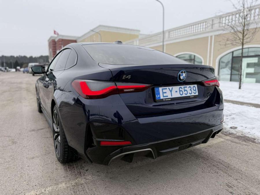Zils BMW i4 2024 Jūrmala, ar dzinēja tilpumu 0.00 L un nobraukumu 90 tūkst. km par 51900 €, foto 8 vietnē AUTOMOTO.COM.LV