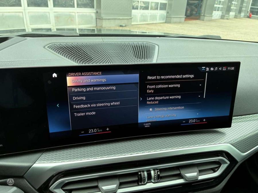 Зеленый БМВ i4 2023 в Вильнюс, объемом двигателя 0.00 л и пробегом 63 тыс. км за 42800 €, фото 22 на AUTOMOTO.COM.LV
