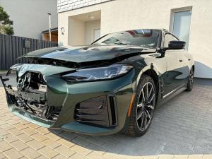 Green BMW i4 2023 in Siauliai, with an engine capacity of 0.00 L and mileage of 19 thousand km for 24999 €, photo  on AUTOMOTO.COM.LV