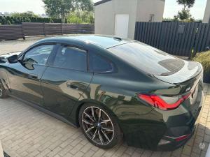 Green BMW i4 2023 in Siauliai, with an engine capacity of 0.00 L and mileage of 19 thousand km for 24999 €, photo 3 on AUTOMOTO.COM.LV