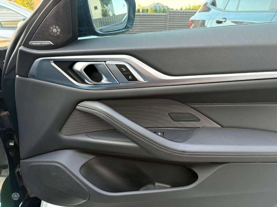 Green BMW i4 2023 in Siauliai, with an engine capacity of 0.00 L and mileage of 19 thousand km for 24999 €, photo 14 on AUTOMOTO.COM.LV