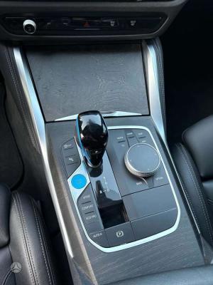 Green BMW i4 2023 in Siauliai, with an engine capacity of 0.00 L and mileage of 19 thousand km for 24999 €, photo 16 on AUTOMOTO.COM.LV