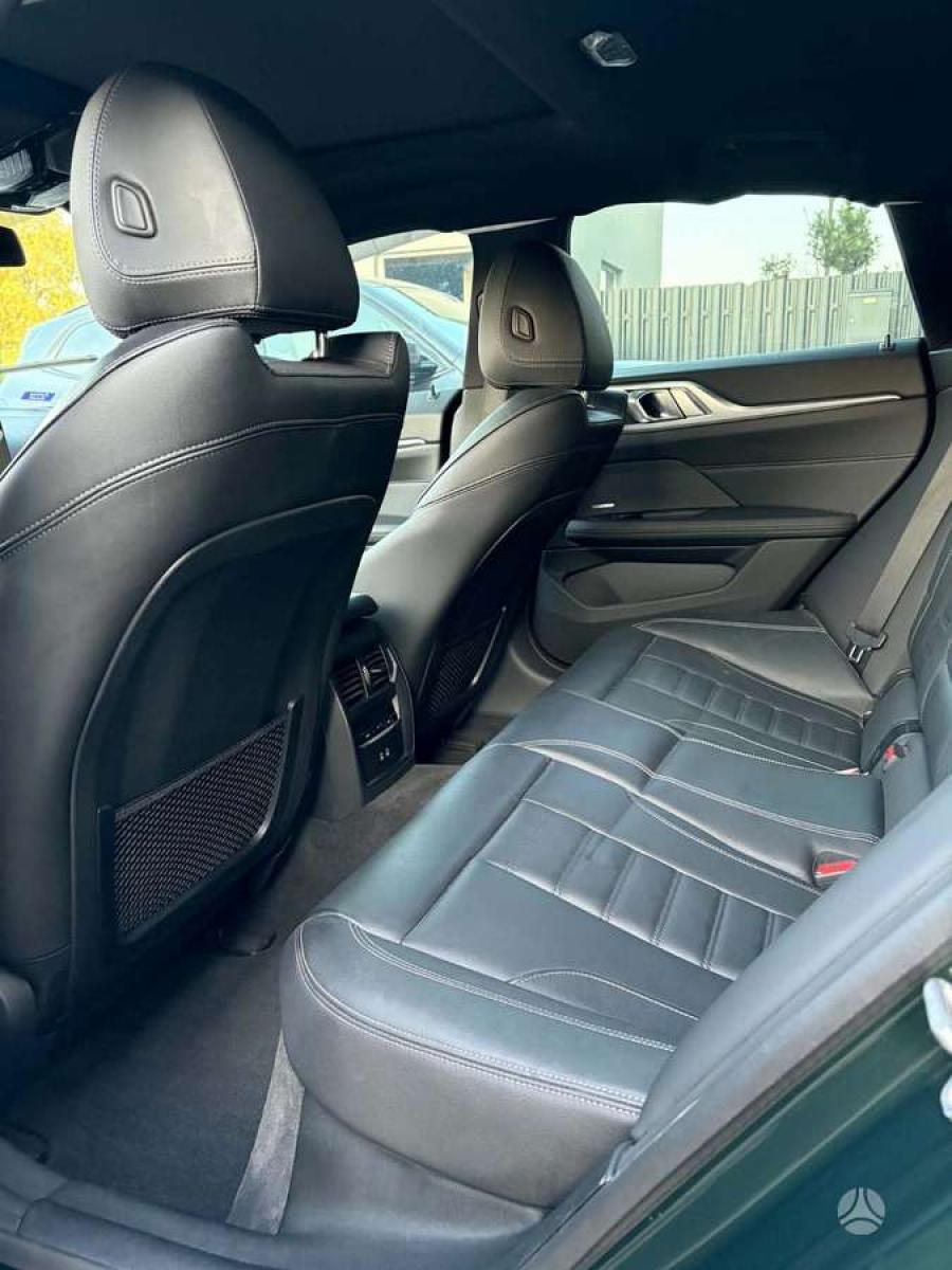 Green BMW i4 2023 in Siauliai, with an engine capacity of 0.00 L and mileage of 19 thousand km for 24999 €, photo 19 on AUTOMOTO.COM.LV