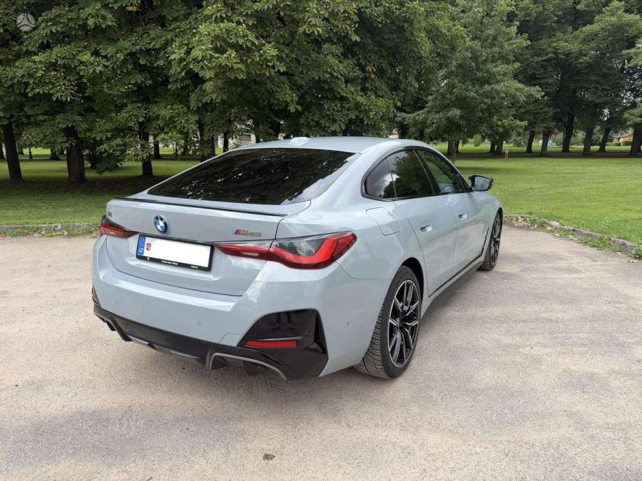 Pelēks BMW i4 2022 Viļņa, ar dzinēja tilpumu 0.00 L un nobraukumu 127 tūkst. km par 37000 €, foto 9 vietnē AUTOMOTO.COM.LV