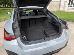 Pelēks BMW i4 2022 Viļņa, ar dzinēja tilpumu 0.00 L un nobraukumu 127 tūkst. km par 37000 €, foto 17 vietnē AUTOMOTO.COM.LV