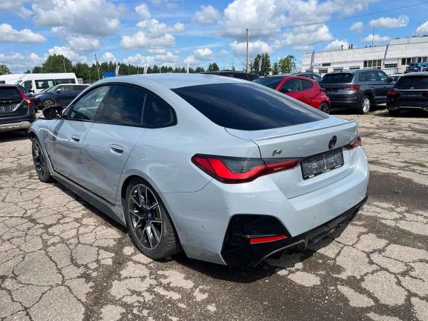 Grey BMW i4 2023 in Panevezys, with an engine capacity of 0.00 L and mileage of 57 thousand km for 18800 €, photo 6 on AUTOMOTO.COM.LV