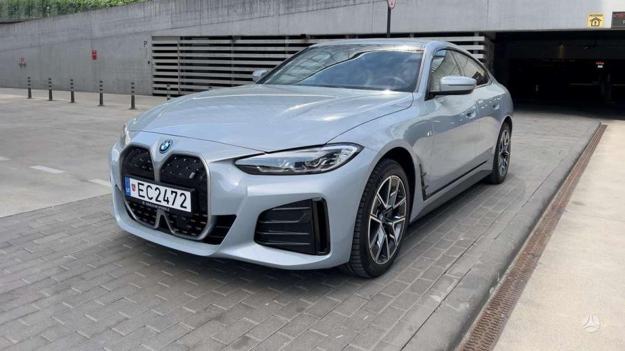 Pelēks BMW i4 2023 Viļņa, ar dzinēja tilpumu 0.00 L un nobraukumu 34 tūkst. km par 34600 €, foto 3 vietnē AUTOMOTO.COM.LV