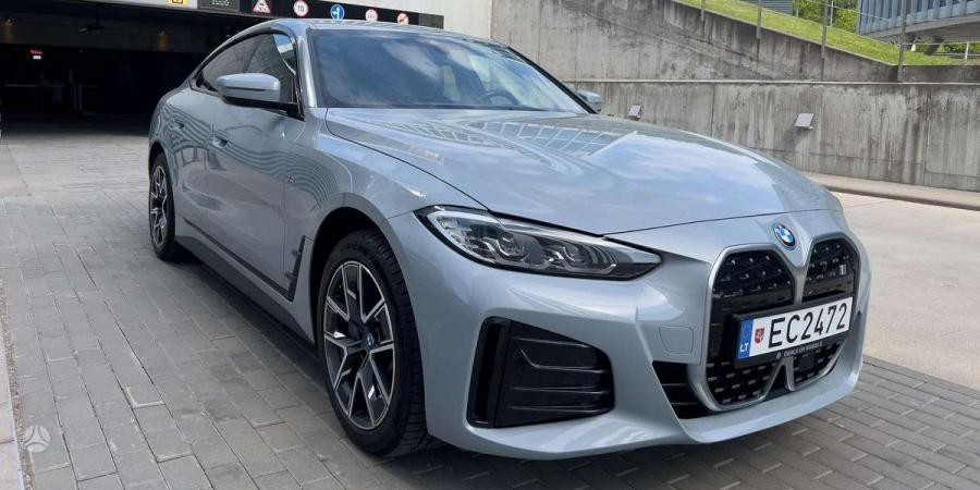 Pelēks BMW i4 2023 Viļņa, ar dzinēja tilpumu 0.00 L un nobraukumu 34 tūkst. km par 34600 €, foto 5 vietnē AUTOMOTO.COM.LV