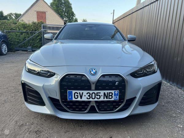 Grey BMW i4 2024 in Kaunas, with an engine capacity of 0.00 L and mileage of 57 thousand km for 32500 €, photo 2 on AUTOMOTO.COM.LV