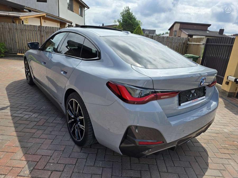 Pelēks BMW i4 2023 Šauļi, ar dzinēja tilpumu 0.00 L un nobraukumu 27 tūkst. km par 34999 €, foto 10 vietnē AUTOMOTO.COM.LV