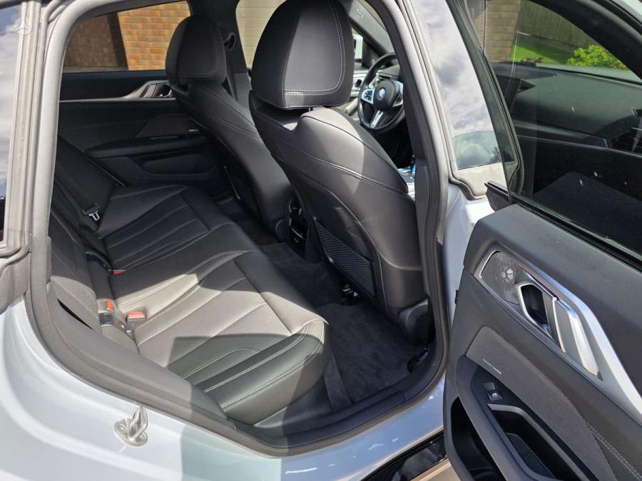 Pelēks BMW i4 2023 Šauļi, ar dzinēja tilpumu 0.00 L un nobraukumu 27 tūkst. km par 34999 €, foto 12 vietnē AUTOMOTO.COM.LV